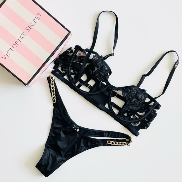 Victoria's Secret | Intimates & Sleepwear | 32d Small Victorias Secret ...